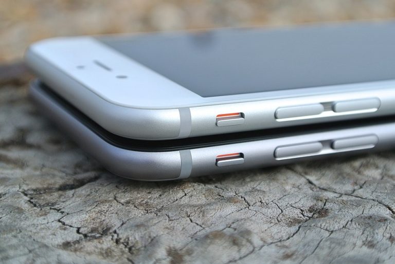 How to Turn on the Ringer on Your iPhone - DeviceMAG