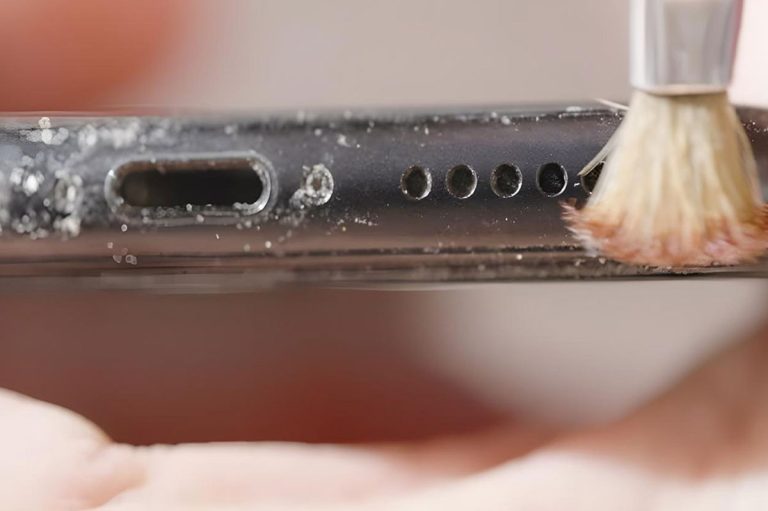 How to Fix a Broken Charger Port on Android? - DeviceMAG